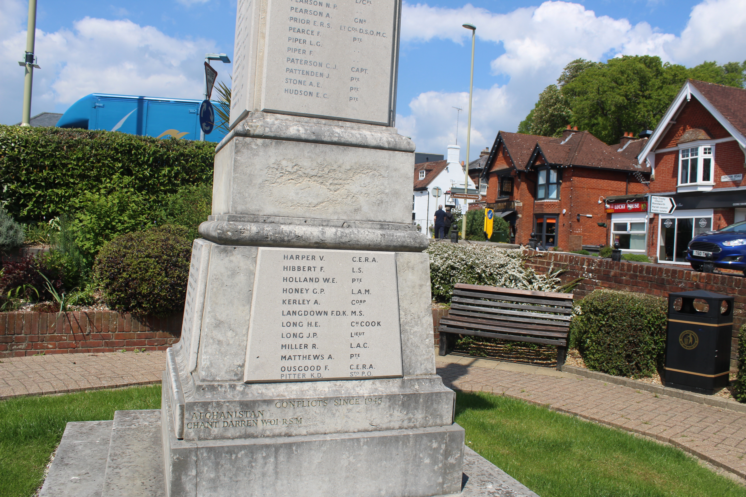 Horndean - War Memorials Online